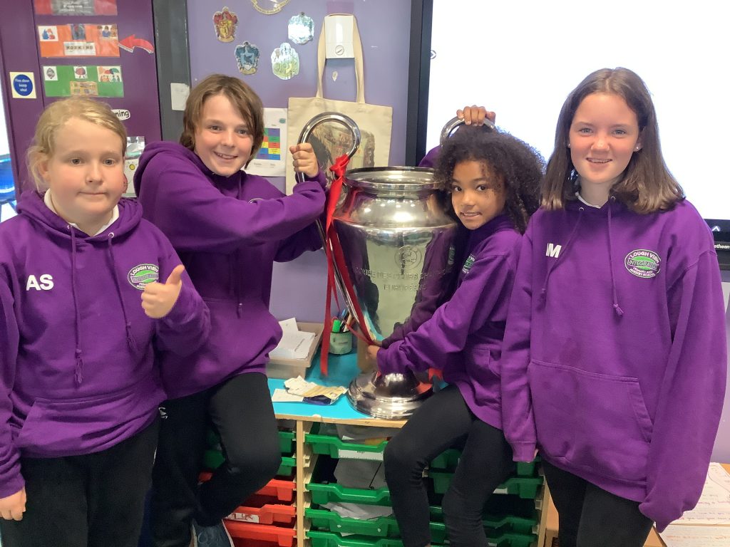 LOUGH VIEW INTEGRATED PRIMARY AND NURSERY SCHOOL – Peace Through Play